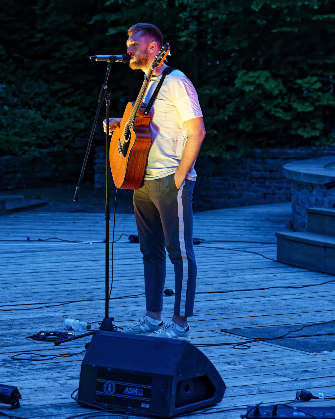 Foto-Rückblick: Konzert von Weltenbummler Alex Austen - Küchwaldbühne